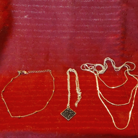 Vintage | Jewelry | Gorgeous Vintage Necklace Trio Lotthree Layers ...